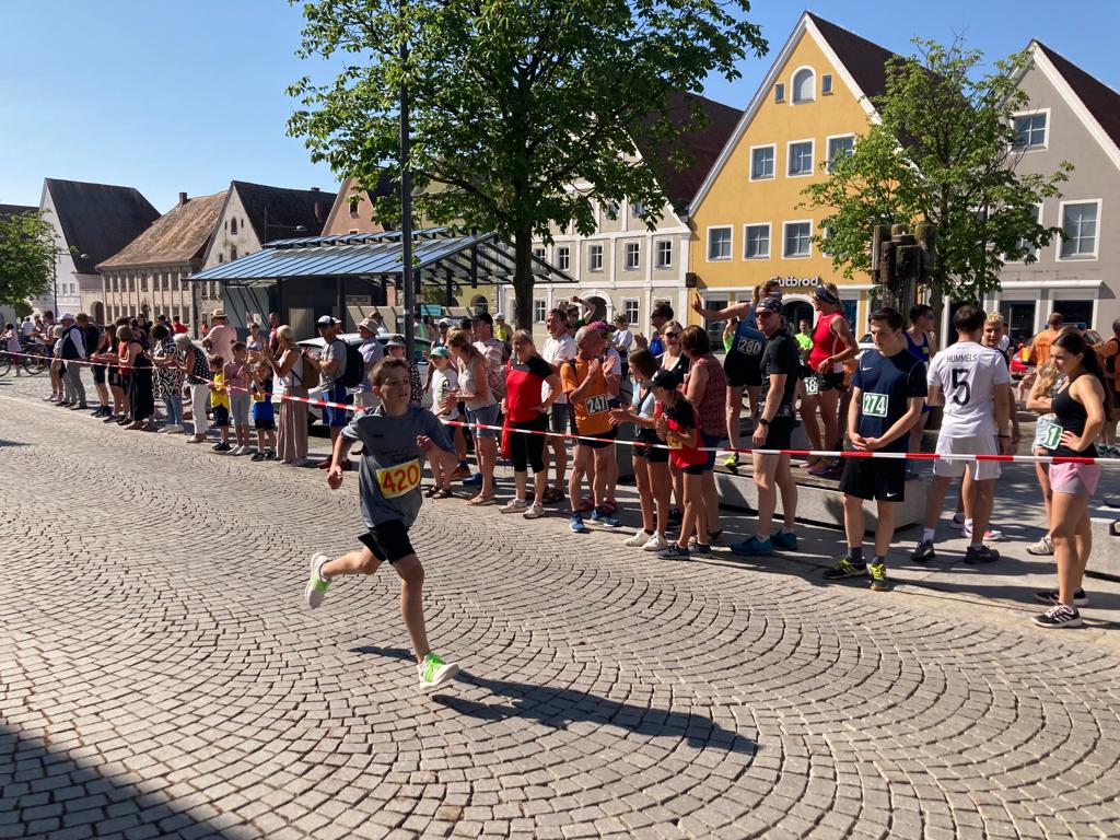 Volksfestlauf 2023 in Freystadt